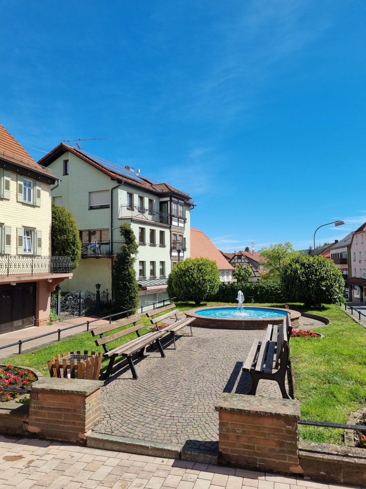 BEERFELDEN (EINER VON VIER STADTTEILEN VON OBERZENT)