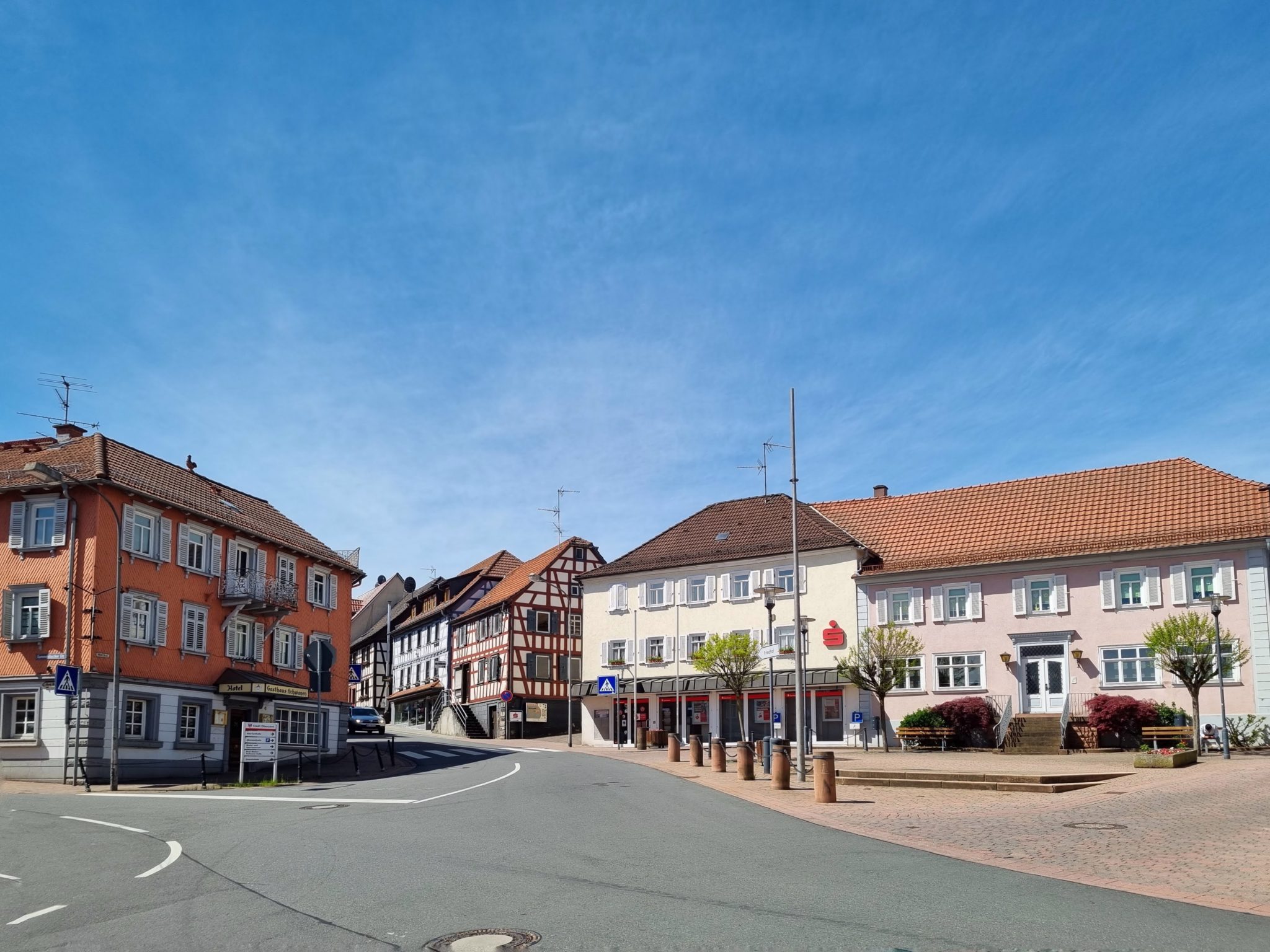 BEERFELDEN (EINER VON VIER STADTTEILEN VON OBERZENT)