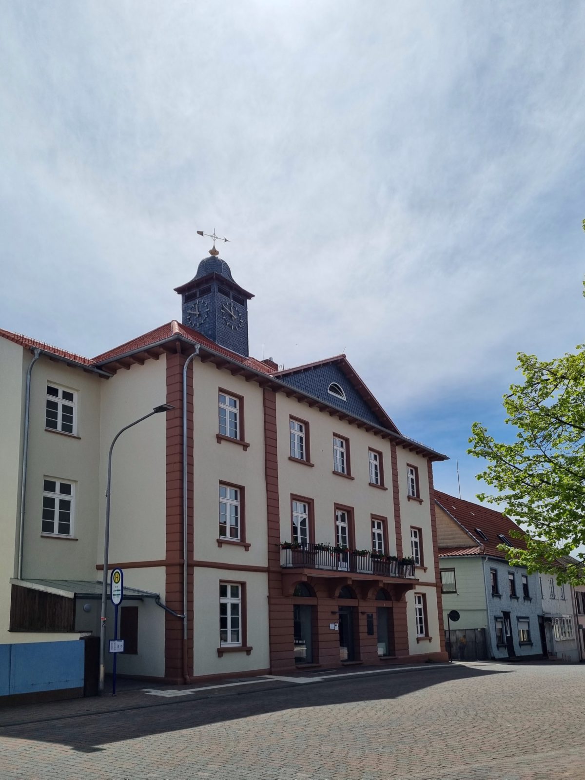 BEERFELDEN (EINER VON VIER STADTTEILEN VON OBERZENT)